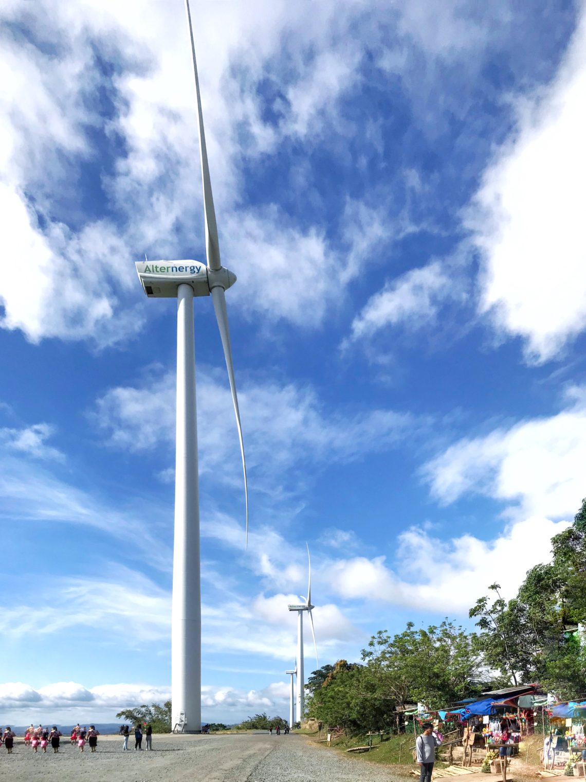 54MW Pililla Wind Farm in Rizal - Windmills near Manila - The Bloggeram