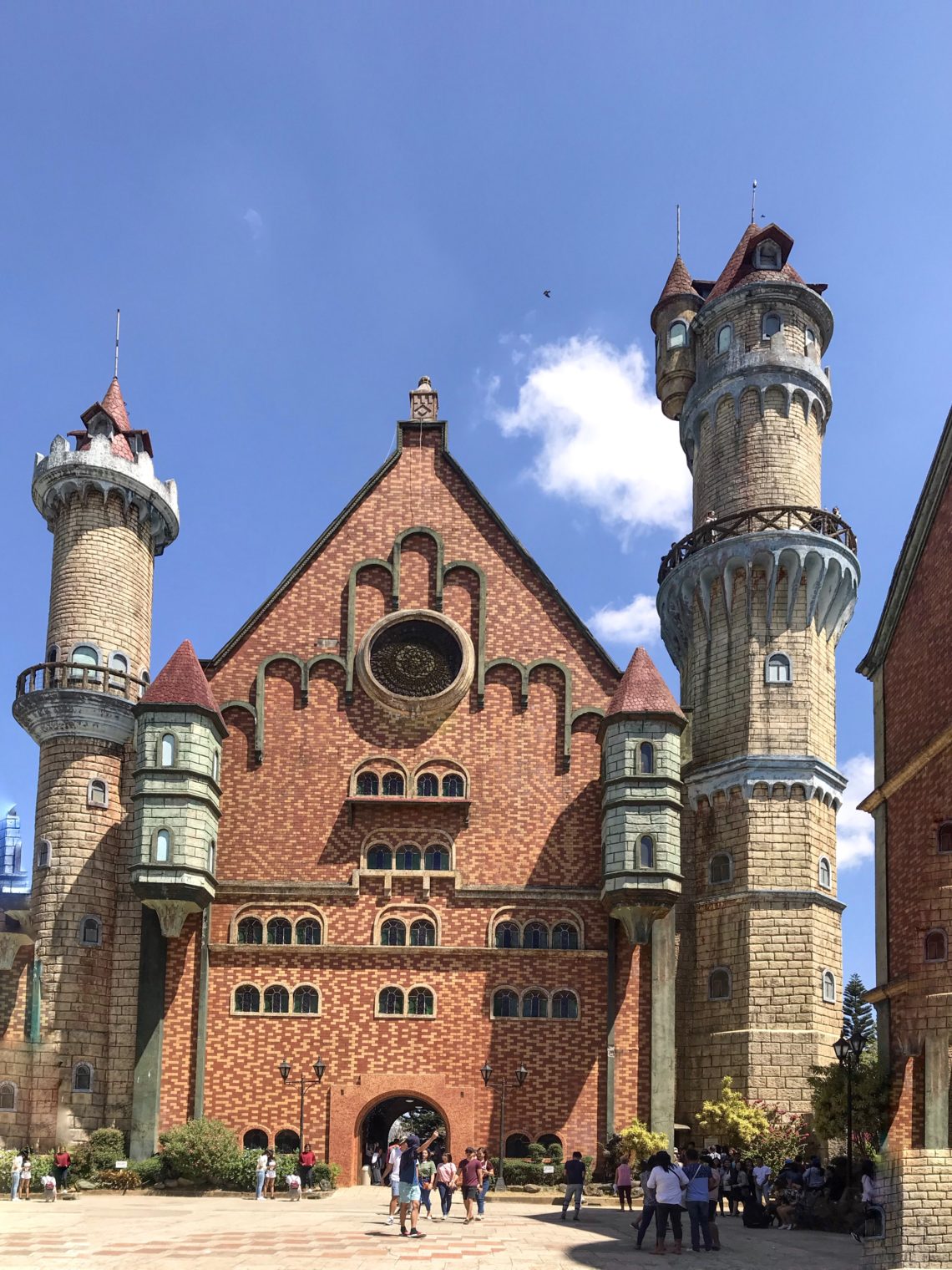 Fantasy World in Batangas - Joyride Near Metro Manila- The Bloggeram